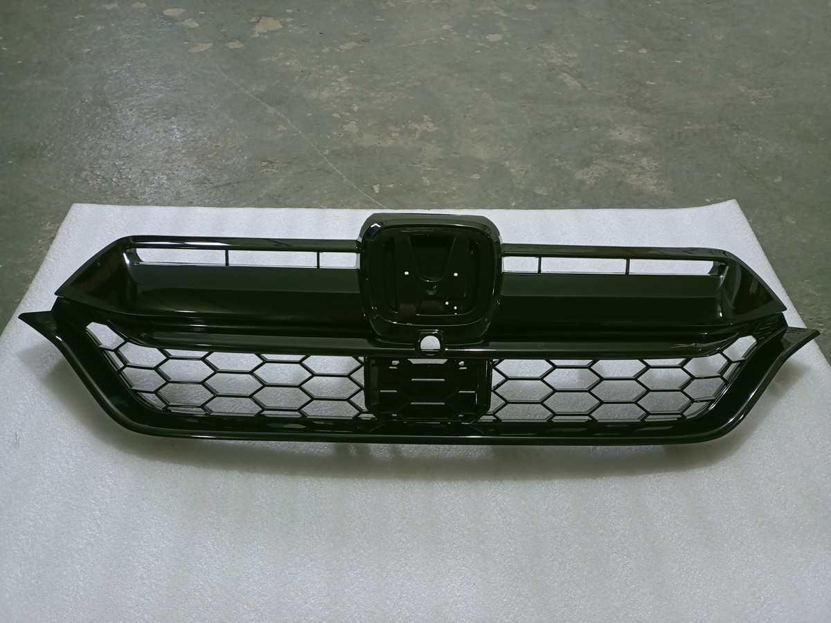 71121-TLA-A60 Решётка радиатора с отверстием под камеру Honda CR-V 2019 ...
